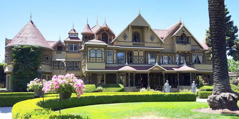 Winchester Mystery House history and ghost tour review