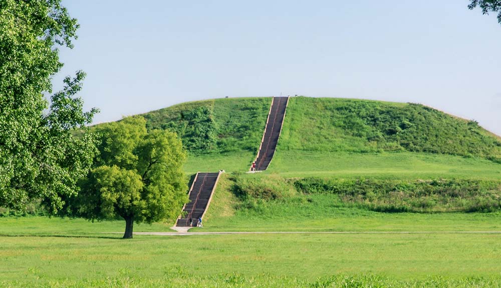 The haunted burial mound - stream true paranormal ghost stories